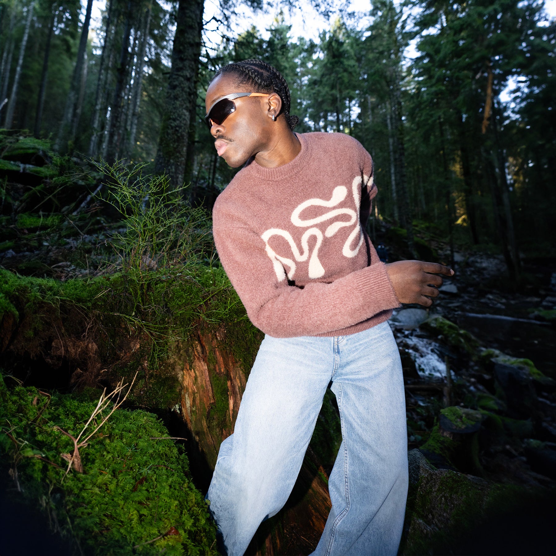 Amoses Clothing
